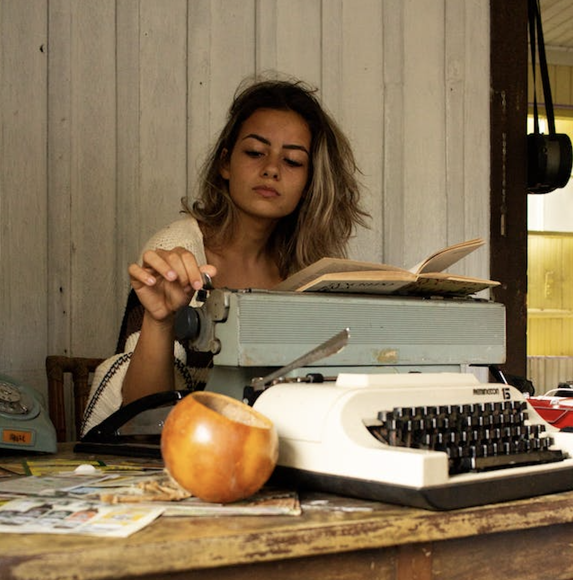 How to Love a Girl who Writes. | elephant journal