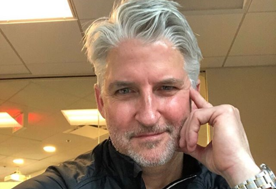 Airports, Love & a Chocolate-Covered Pretzel: 5 a.m. thoughts, about a ...