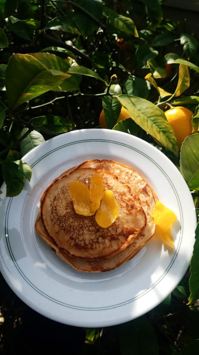 Simple Vegan Pancakes: Lemon Edition. Yum Yum! {Recipe}