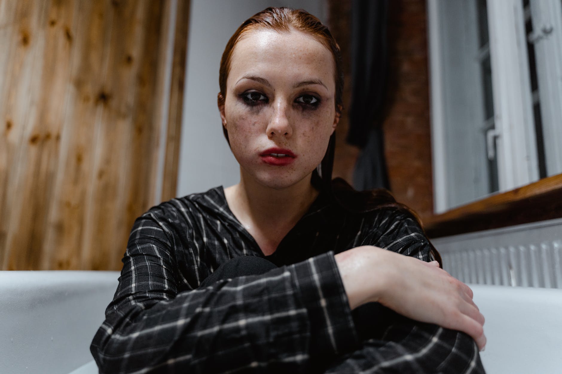 4 Ways to Beat Intrusive Thoughts Out of Your Life! | elephant journal