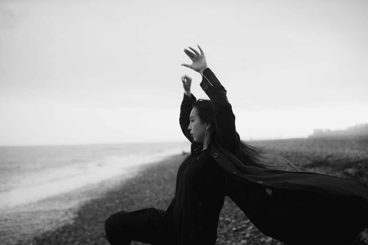 11 Awe-Inspiring Rumi Quotes that Melt the Ego & Bring Peace ...