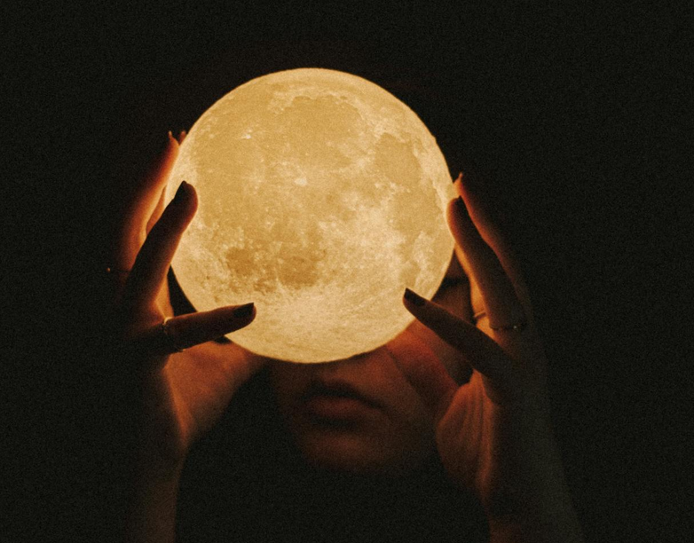 Scorpio Full Moon: Diving Deep for Alchemical Change. {May 1 ...